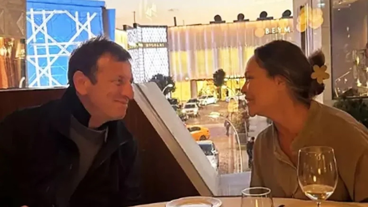 Hülya Avşar ve Kaya Çilingiroğlu’nun samimi anı sosyal medyayı ısıttı ...