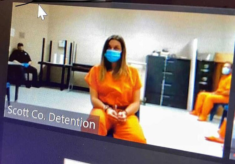 Ögretmenin Çıplak Fotoğrafları Yayıldı Tecavüz Ortaya Çıktı ...